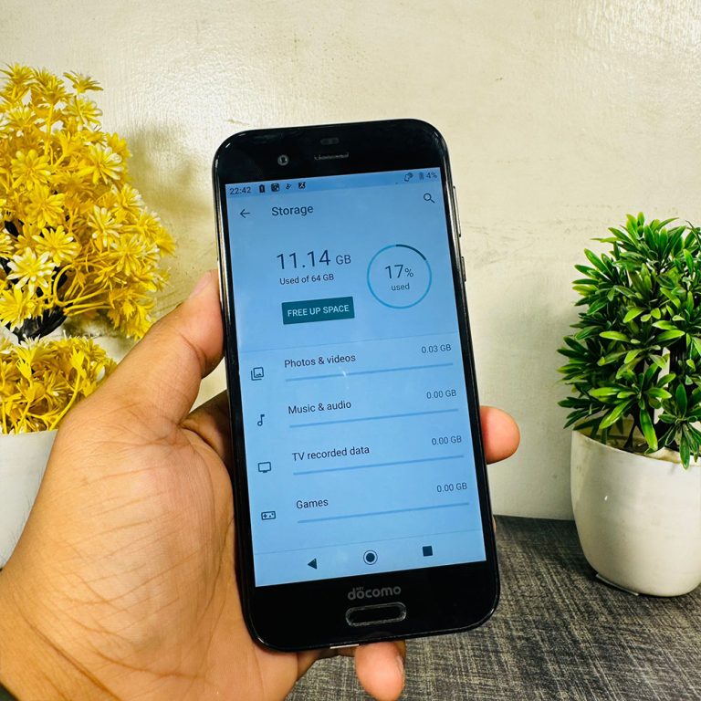 Sharp Aquos R1 - Lap N Tab Mart